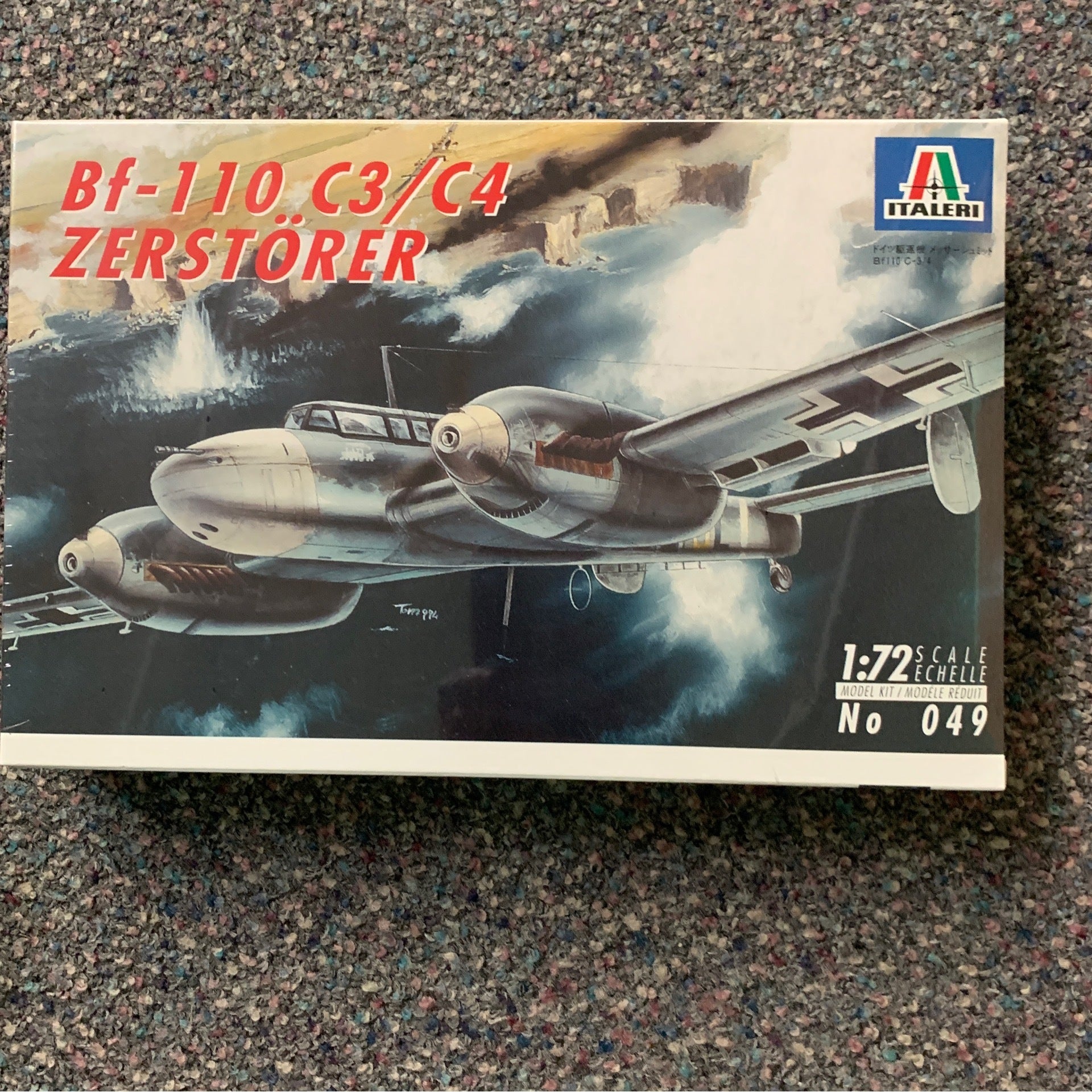 Italeri 1/72 BF-110 C3/C4 Zerstorer model kit 049 | Frontline Model ...
