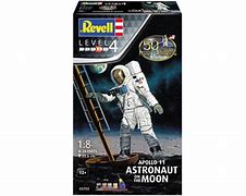 Revell 1/8 Apollo 11 Astronaut on the moon figure model kit 3702 ...