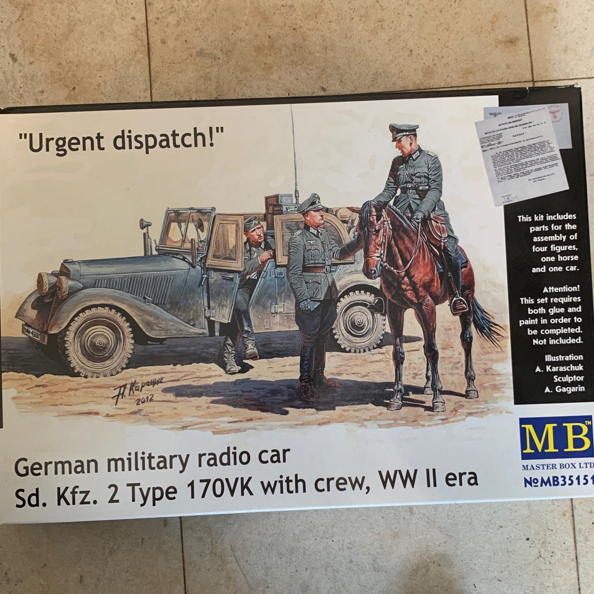 MB 1/35 Urgent dispatch German military radio car and crew model kit ...