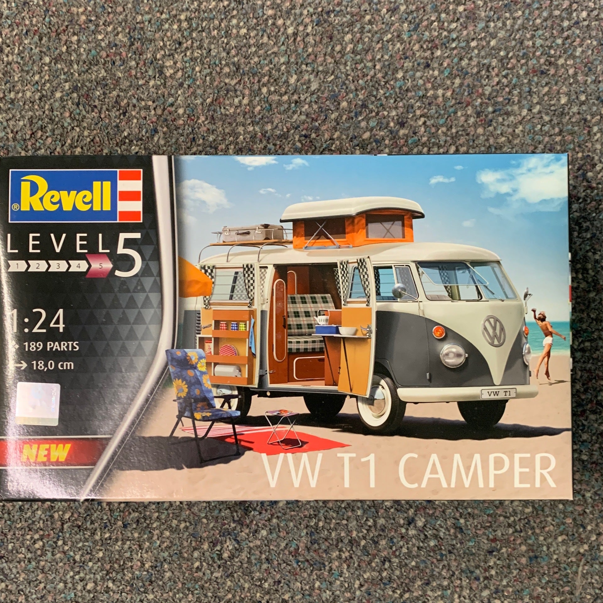 Revell 1/24 VW T1 Camper model car kit 7674 | Frontline Model Kits ...