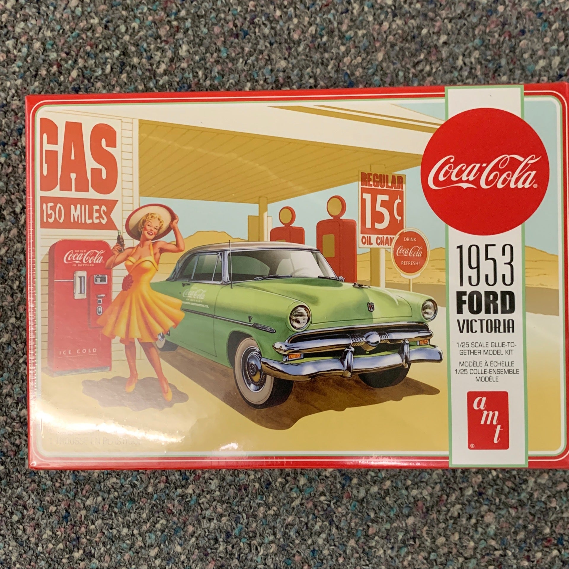 AMT 1/25 Coca Cola 1953 Ford Victoria model car kit 1146 | Frontline ...