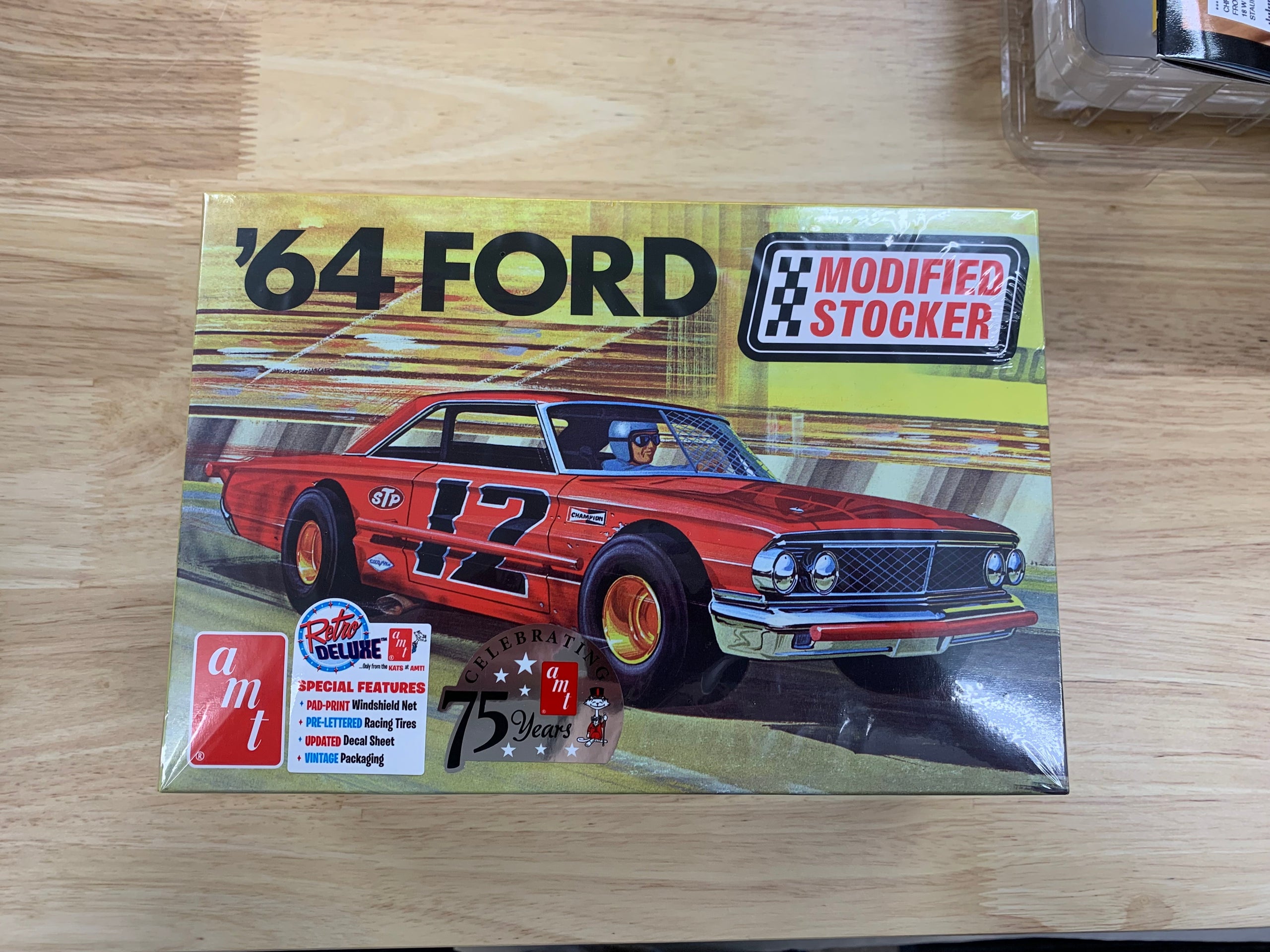 AMT 1/25 1964 Ford Galaxie Stocker Race Car Model Kit 1383 | Frontline Model Kits & Hobbies