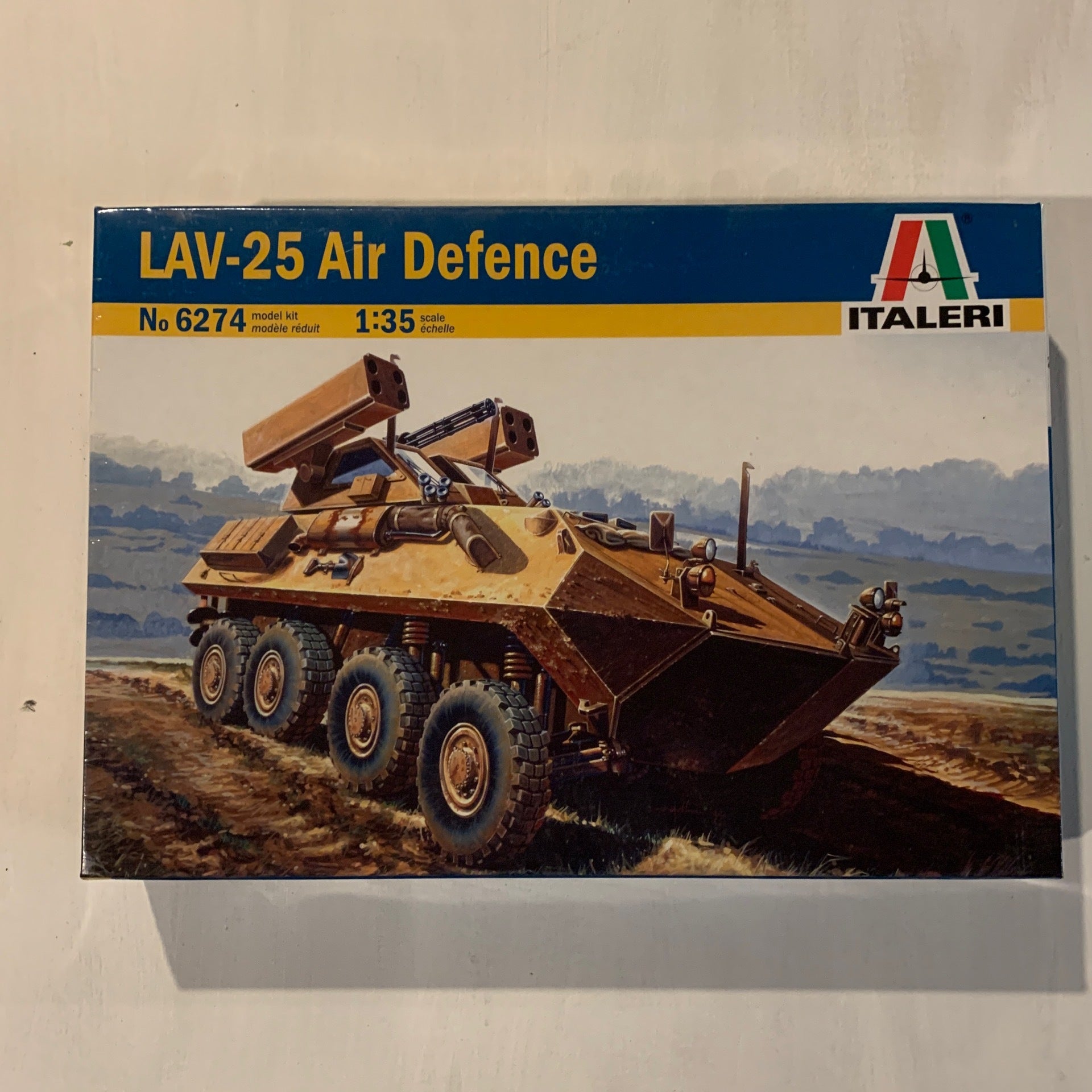 Italeri 1/35 LAV-25 Air Defence military vehicle model kit 6274 ...